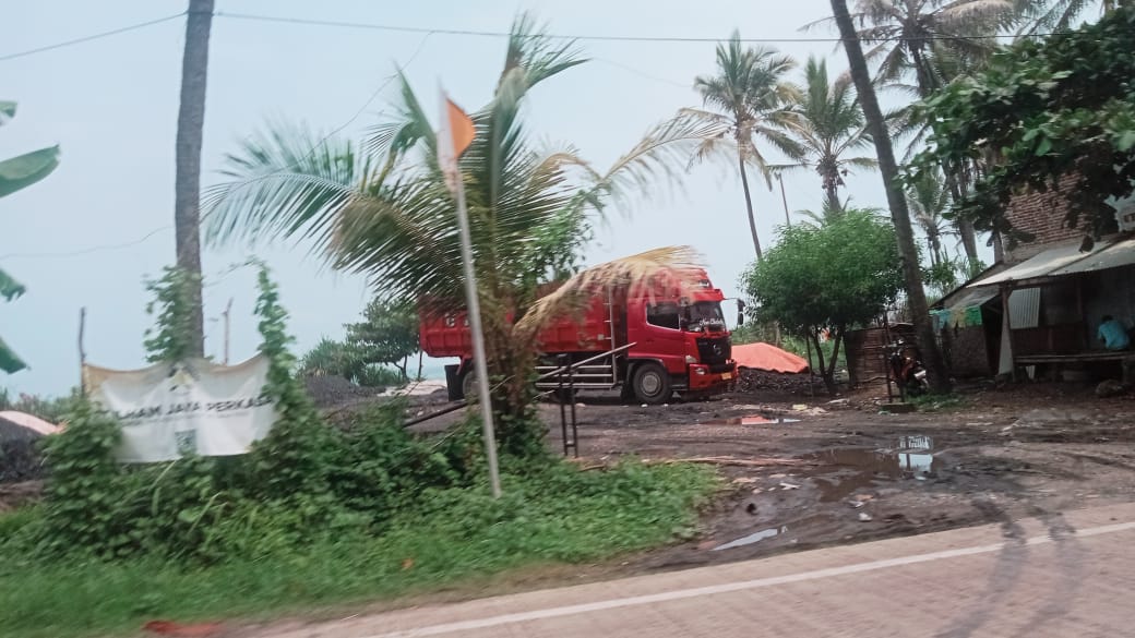 Aktivis Desak Pemda Lebak Tertibkan Stok File Tambang Batu Bara di ...